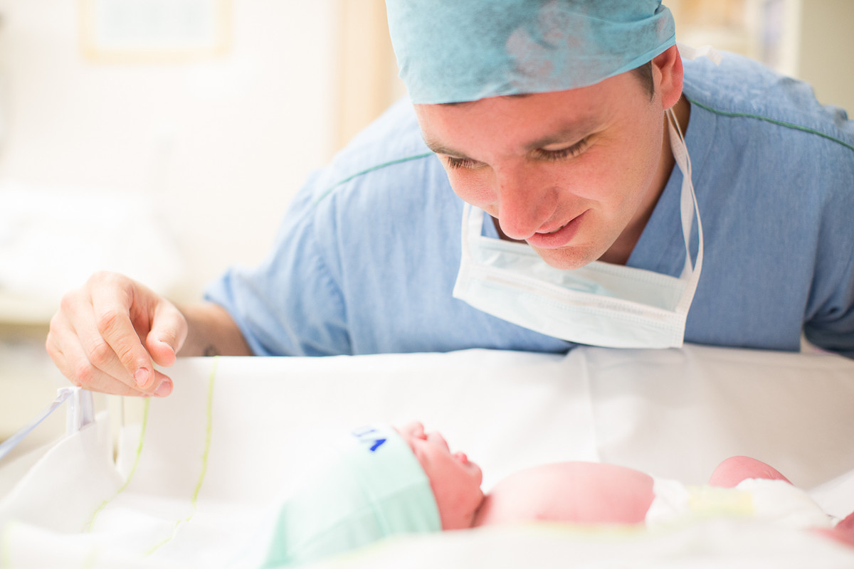 FOTOGRAFIA DE PARTO - Nascimento Victor - MATERNIDADE ALBERT EINSTEIN - SP