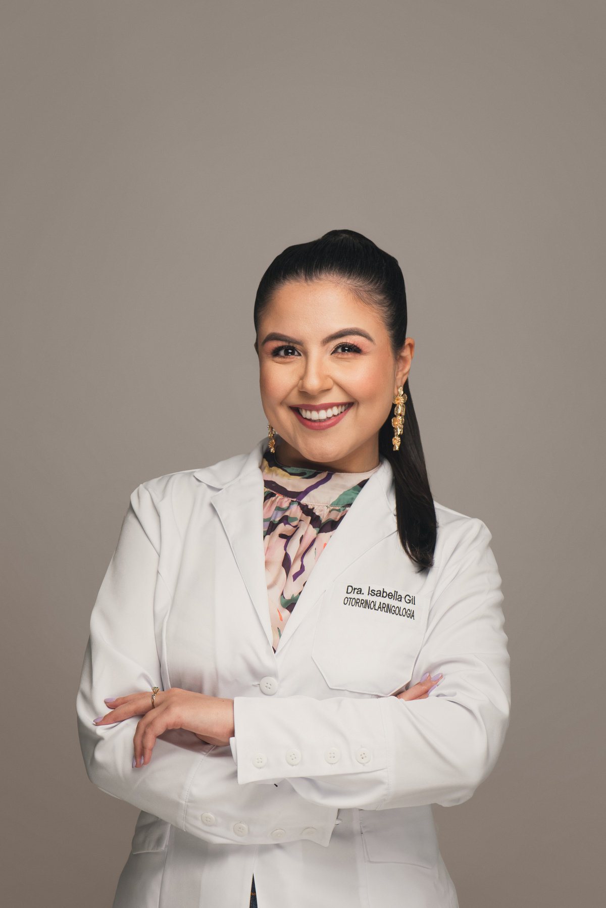 corporativo - ensaio corporativo | médica | isabella gil - Loanda - Pr