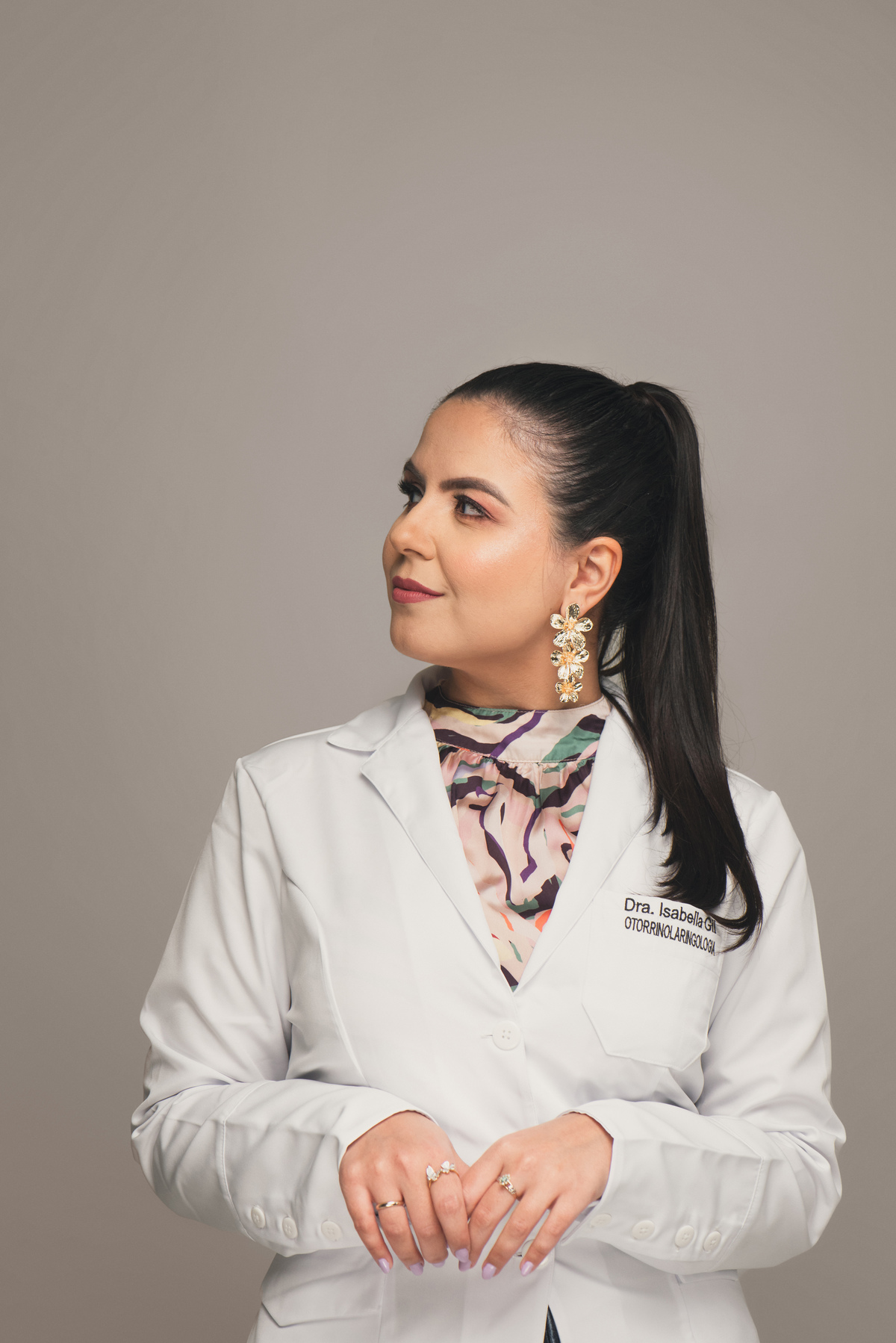 corporativo - ensaio corporativo | médica | isabella gil - Loanda - Pr