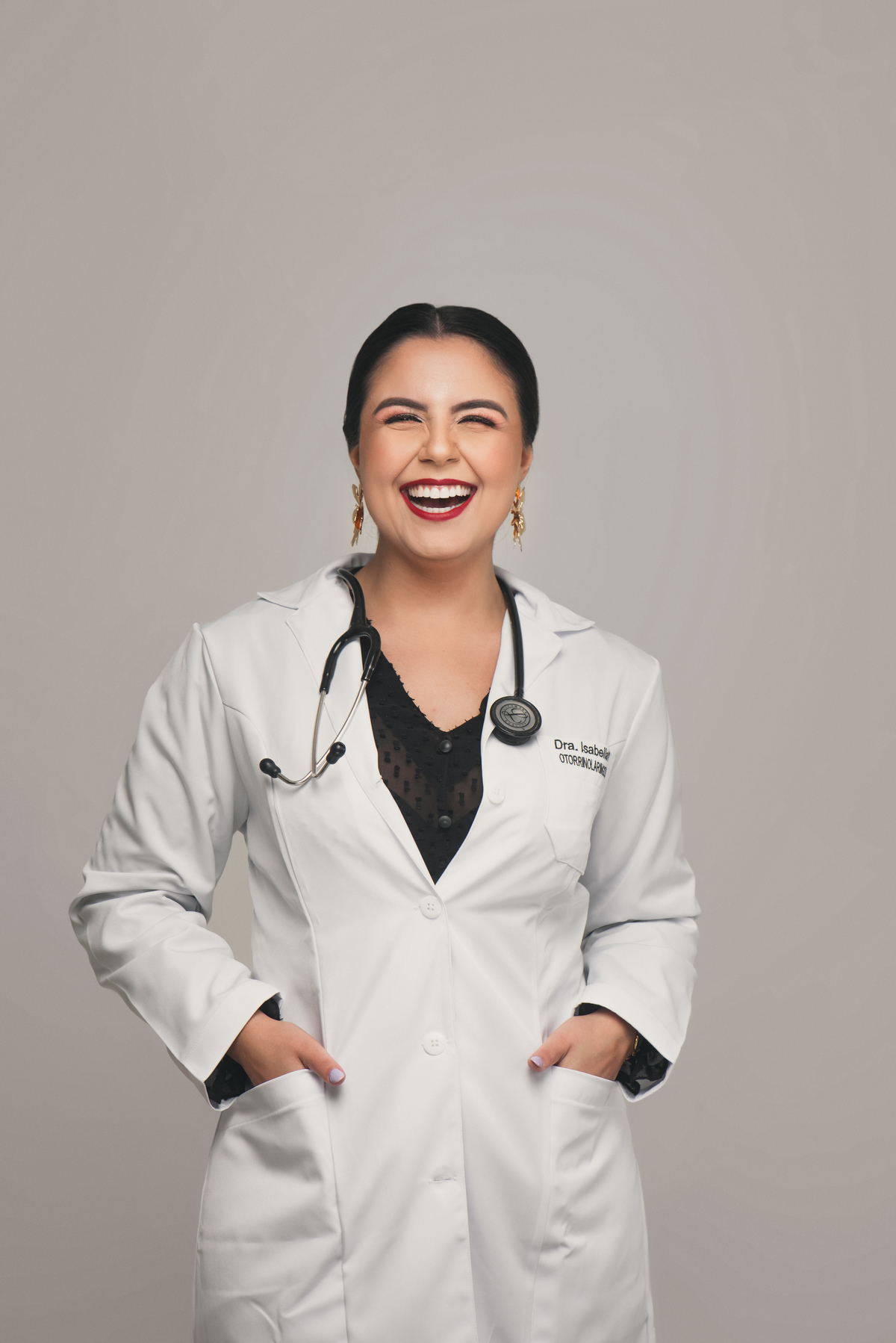 corporativo - ensaio corporativo | médica | isabella gil - Loanda - Pr