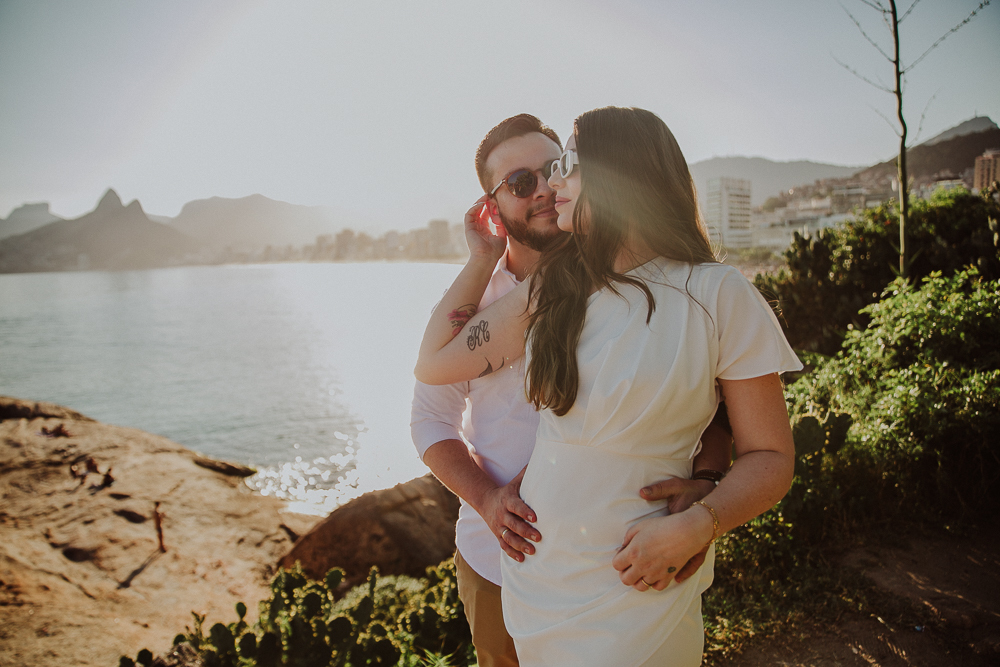 Casais - Fotografia Afetiva de Casal | Ensaio Fotográfico Pre-Wedding no Arpoador e Ipanema ...