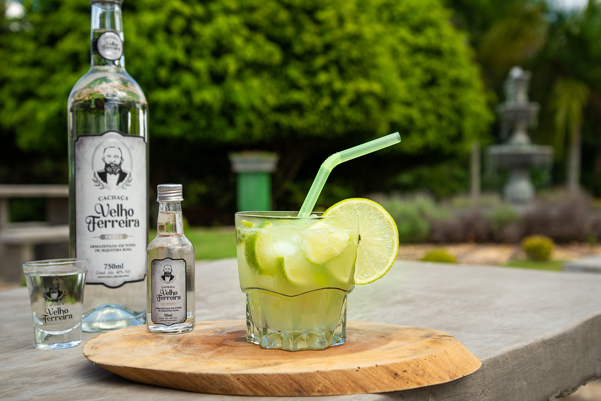 Gastronomia - Gourmet - série: Cachaças de Minas - Cachaça Velho ...