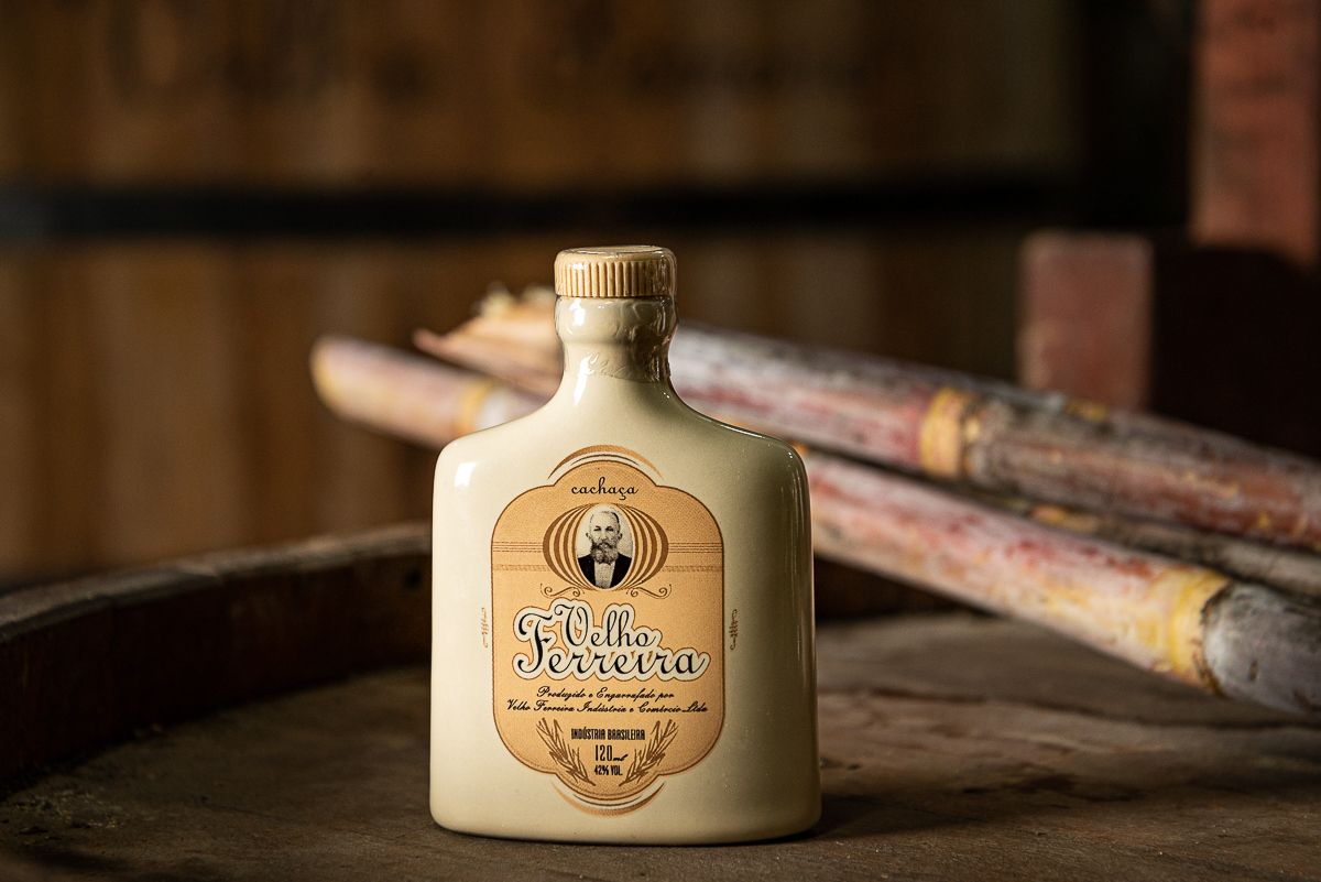 Gastronomia - Gourmet - série: Cachaças de Minas - Cachaça Velho ...