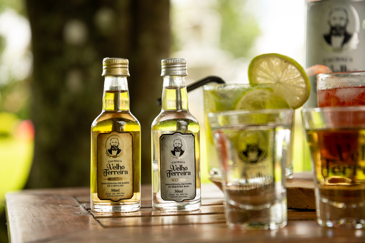 Gastronomia - Gourmet - série: Cachaças de Minas - Cachaça Velho ...