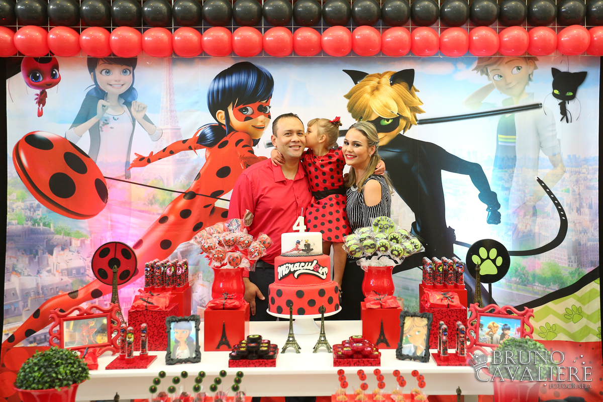 Festa Infantil Curitiba - Festa de aniversário de 4 anos - Martina - Buffet Kids Town - Curitiba PR