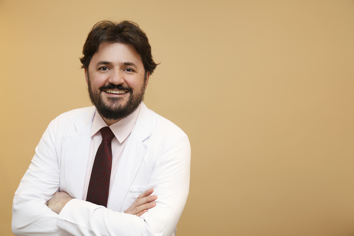 Corporativo - Dr. Ricardo Motta