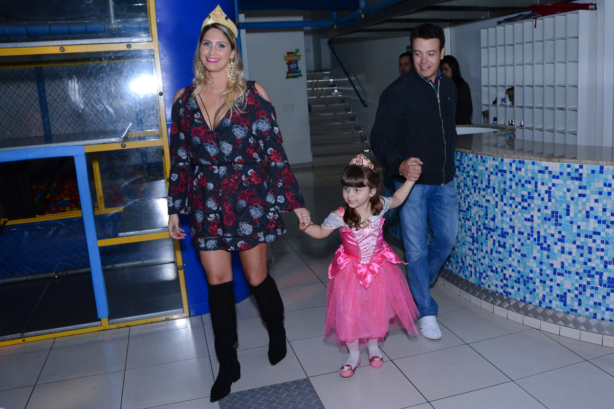 FESTA INFANTIL - Marcella 4 anos - Buffet Comics