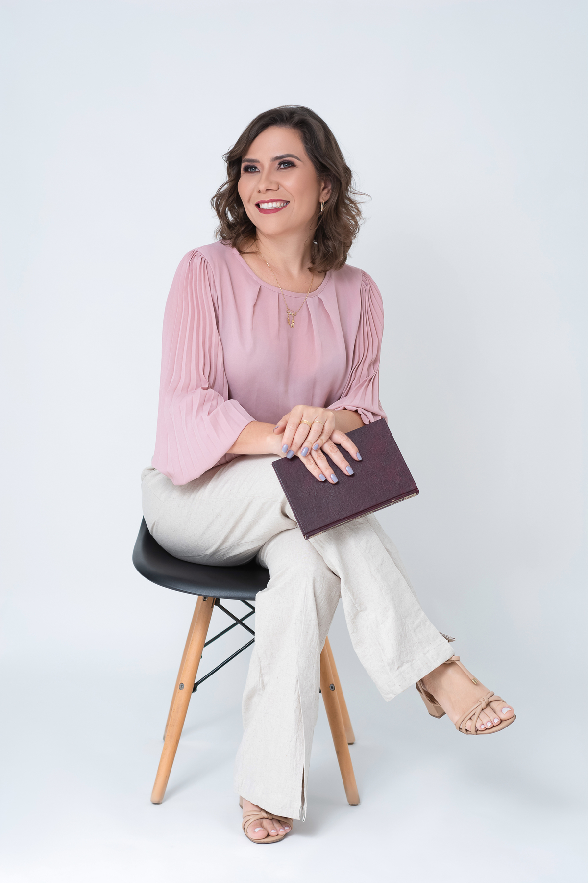 Corporativo - Posicionamento de imagem | Ângela - Montes Claros- MG