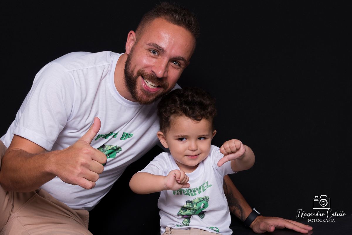 Mini Ensaios Infantis - Ensaio de 2 Anos - Miguel - Incrível Hulk