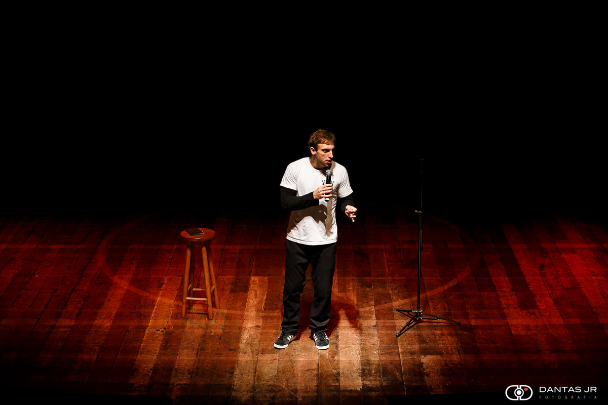 Shows - Show - Léo Lins - Shows - Show - Léo Lins -